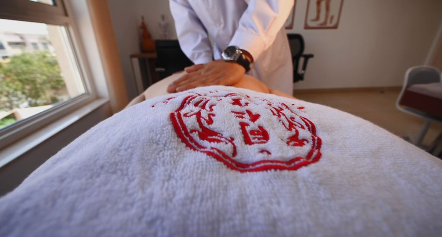 Acupuncture clinic for back pain in Dubai – Beijing Tong Ren Tang